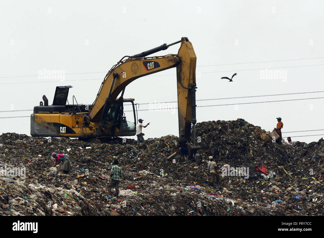 Child waste pickers pick non hi-res stock photography and images - Alamy