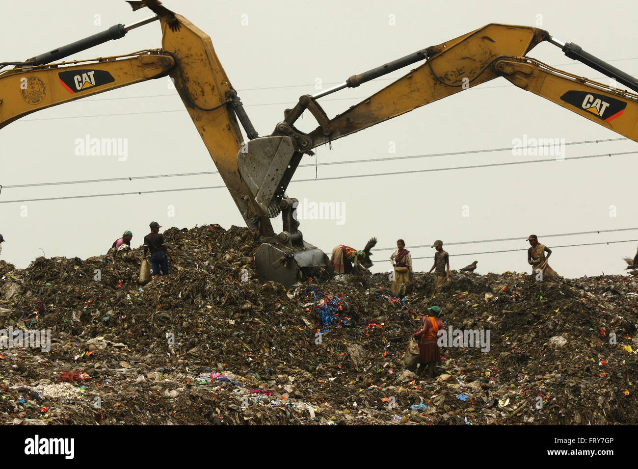 Child waste pickers pick non hi-res stock photography and images - Alamy