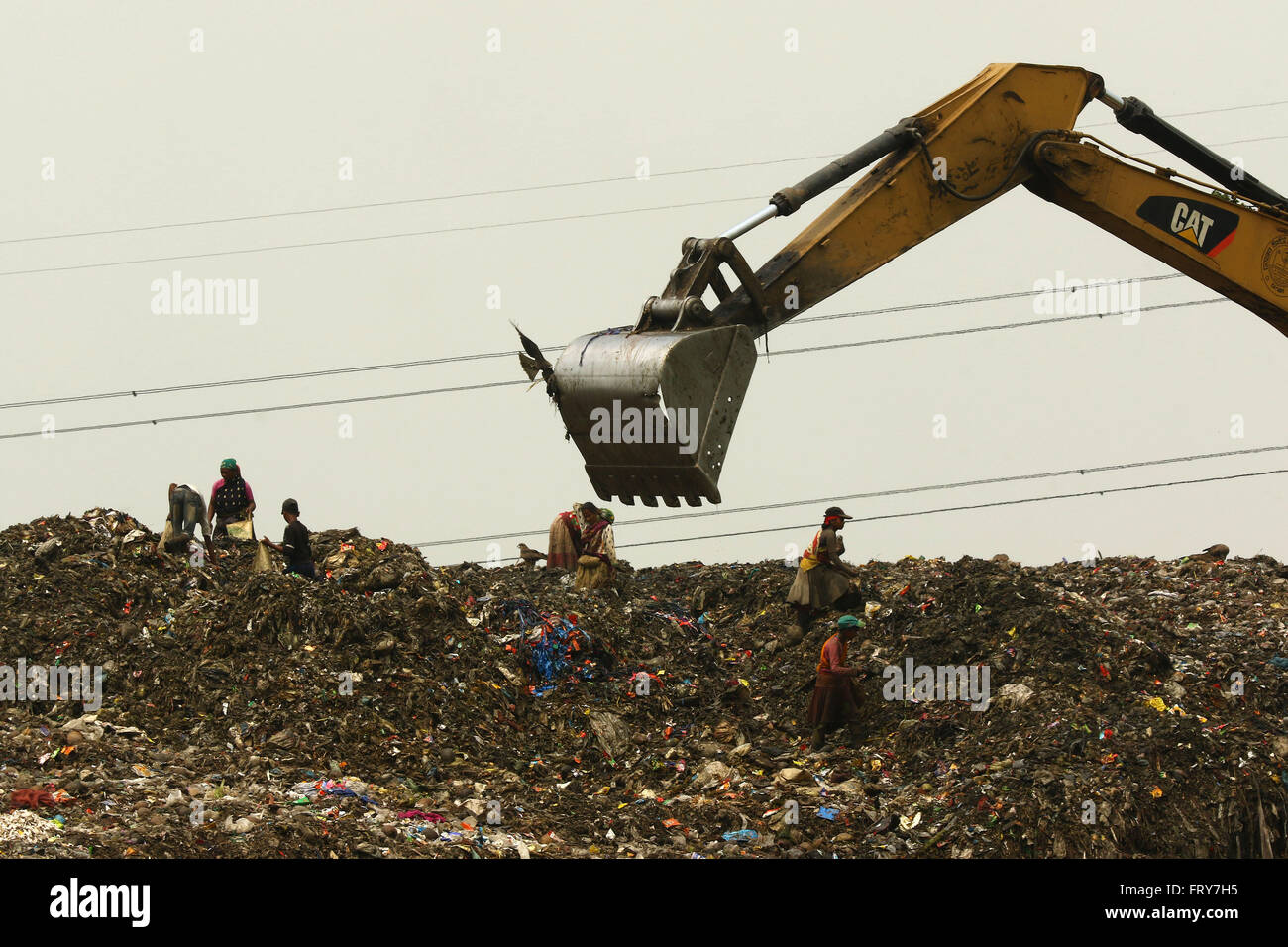 Child waste pickers pick non hi-res stock photography and images - Alamy