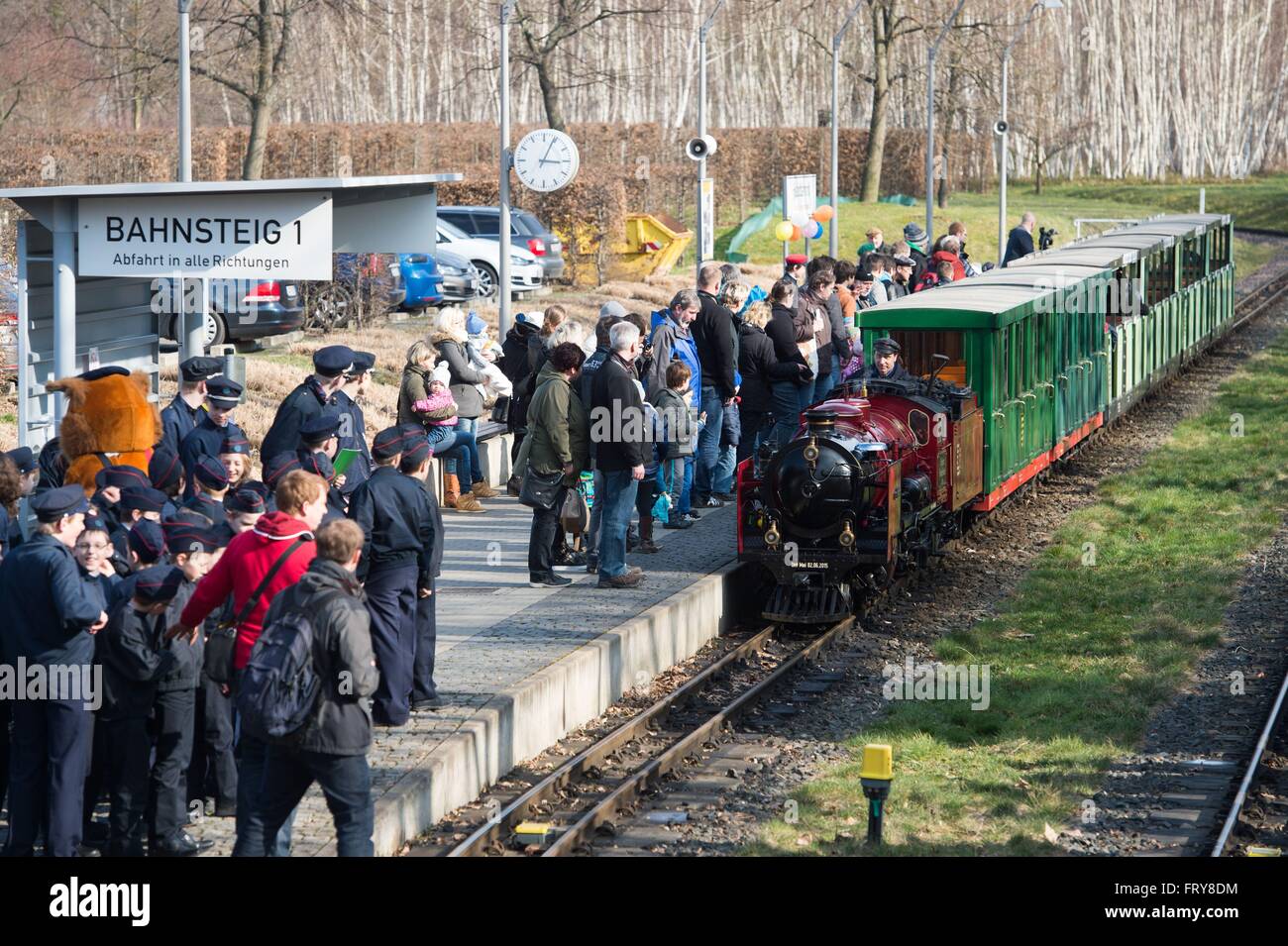 Dresden park railway hi-res stock photography and images - Alamy