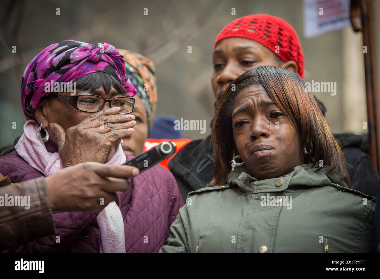 New York, NY, USA. 24th Mar, 2016. NAOMI BUTLER and her daughter ...