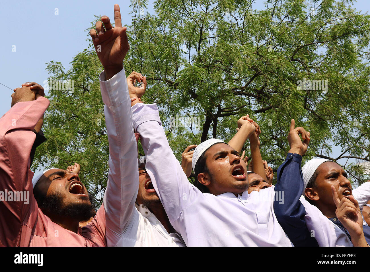 Hardline islamists hi-res stock photography and images - Alamy