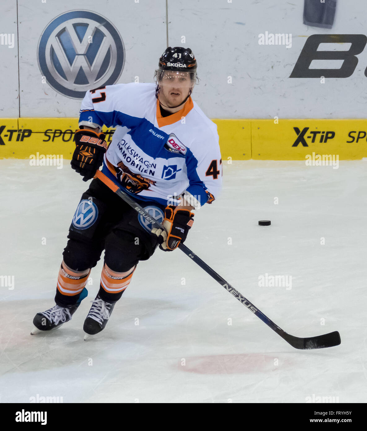 Wolfsburg's Tim Hambly in action at the DEL title round quarter finals ...