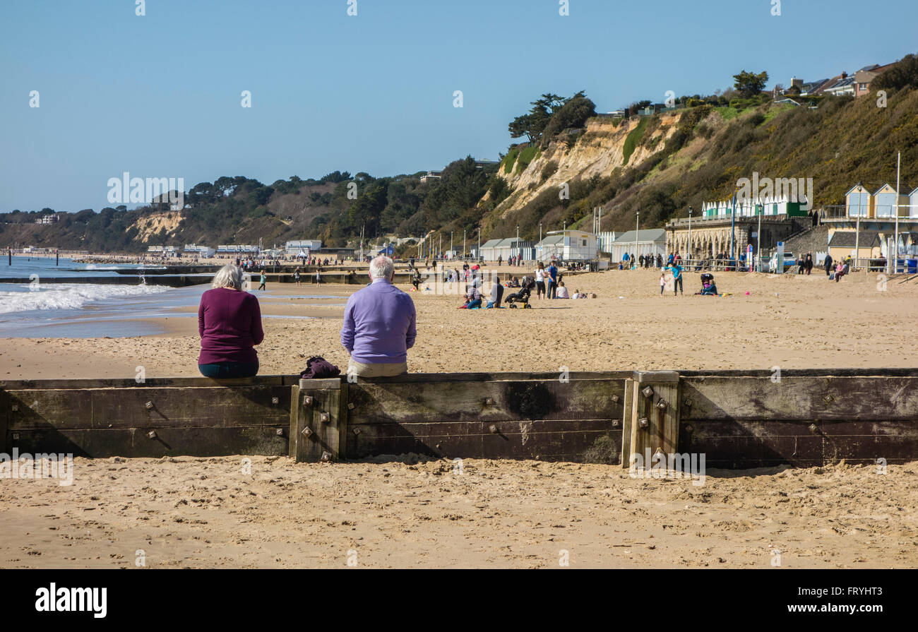 Woman relaxing at bournemouth beach hi-res stock photography and images ...