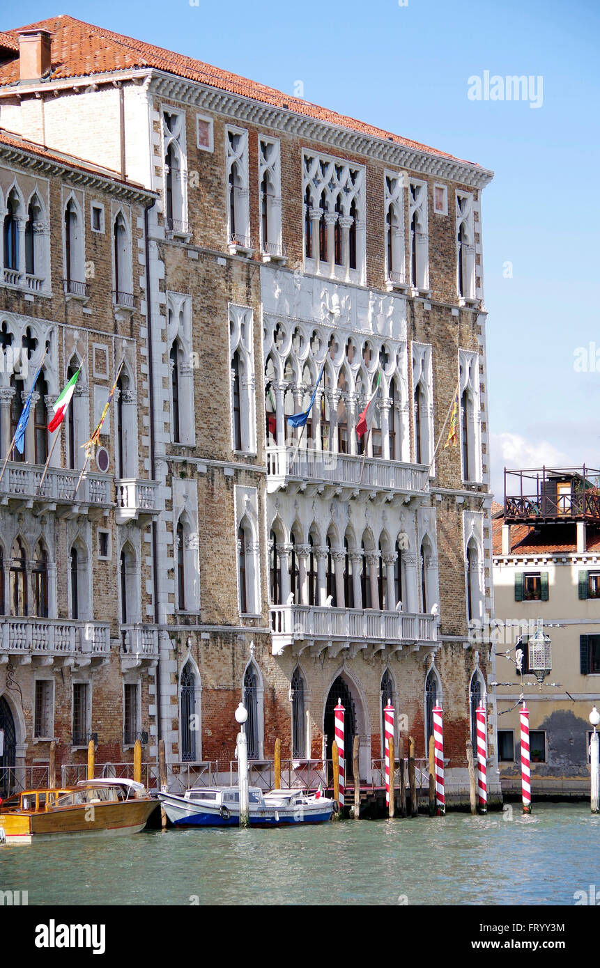 Palazzo foscari hi-res stock photography and images - Alamy