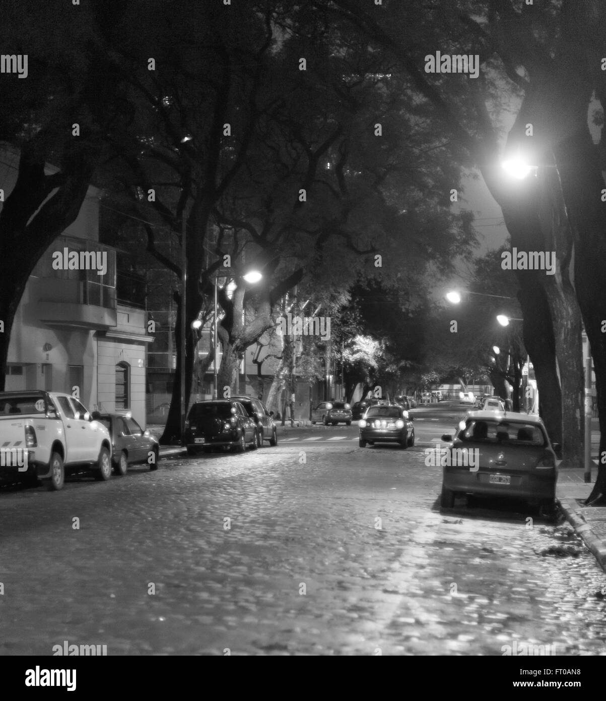 Urban street at night Black and White Stock Photos & Images - Alamy