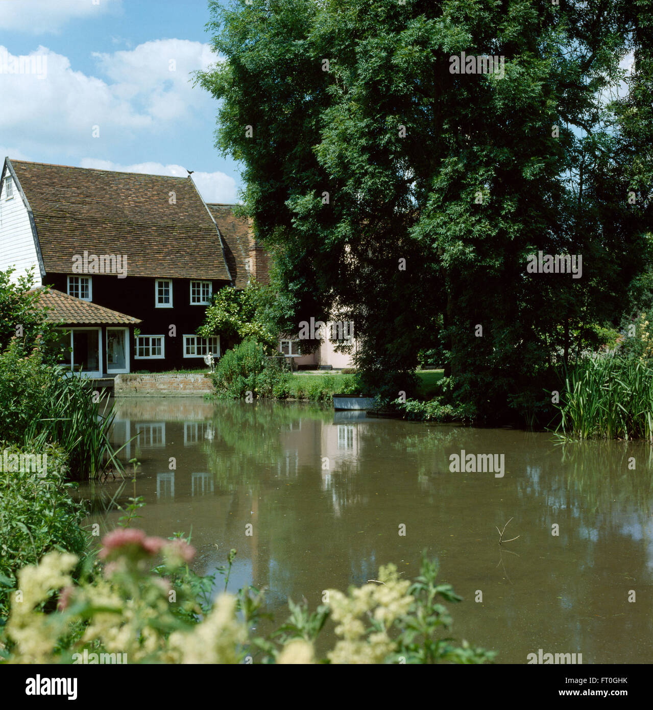 Mill house hi-res stock photography and images - Alamy