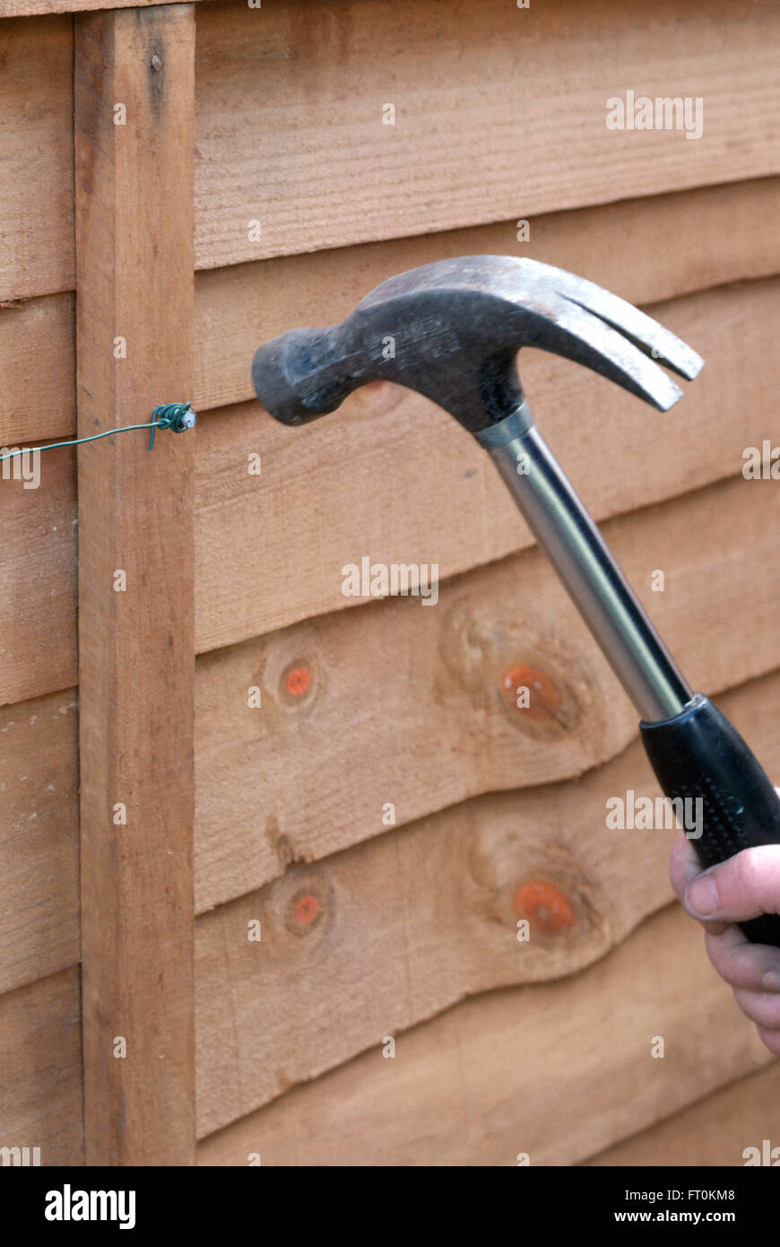 Wire hammering hi-res stock photography and images - Alamy
