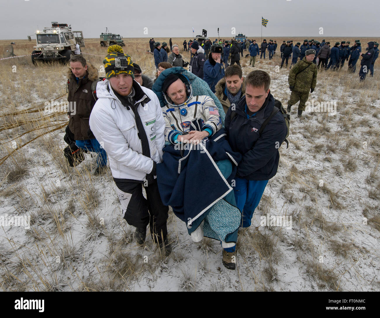 NASA astronaut Scott Kelly and Russian cosmonauts Sergey Volkov and ...