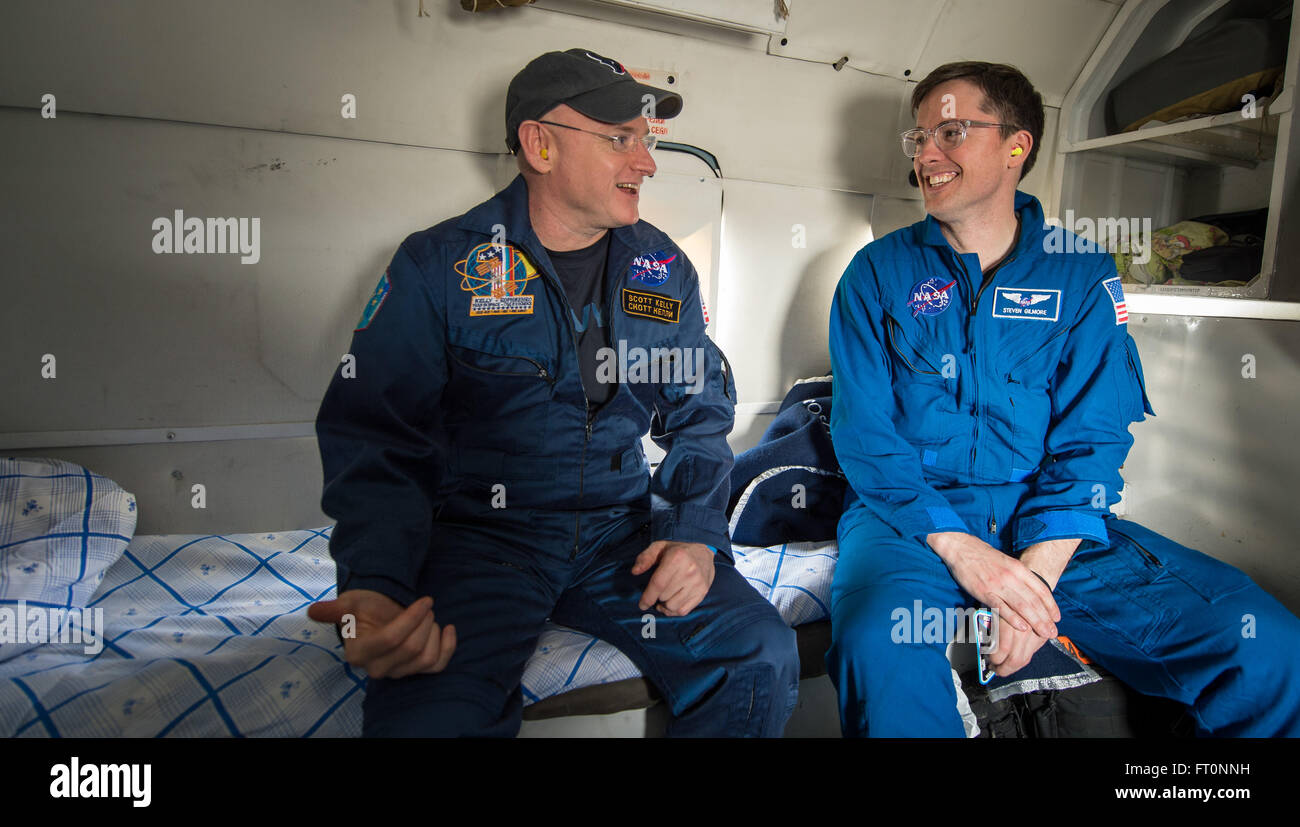 Expedition 46 Commander Scott Kelly and Russian cosmonauts complete a ...