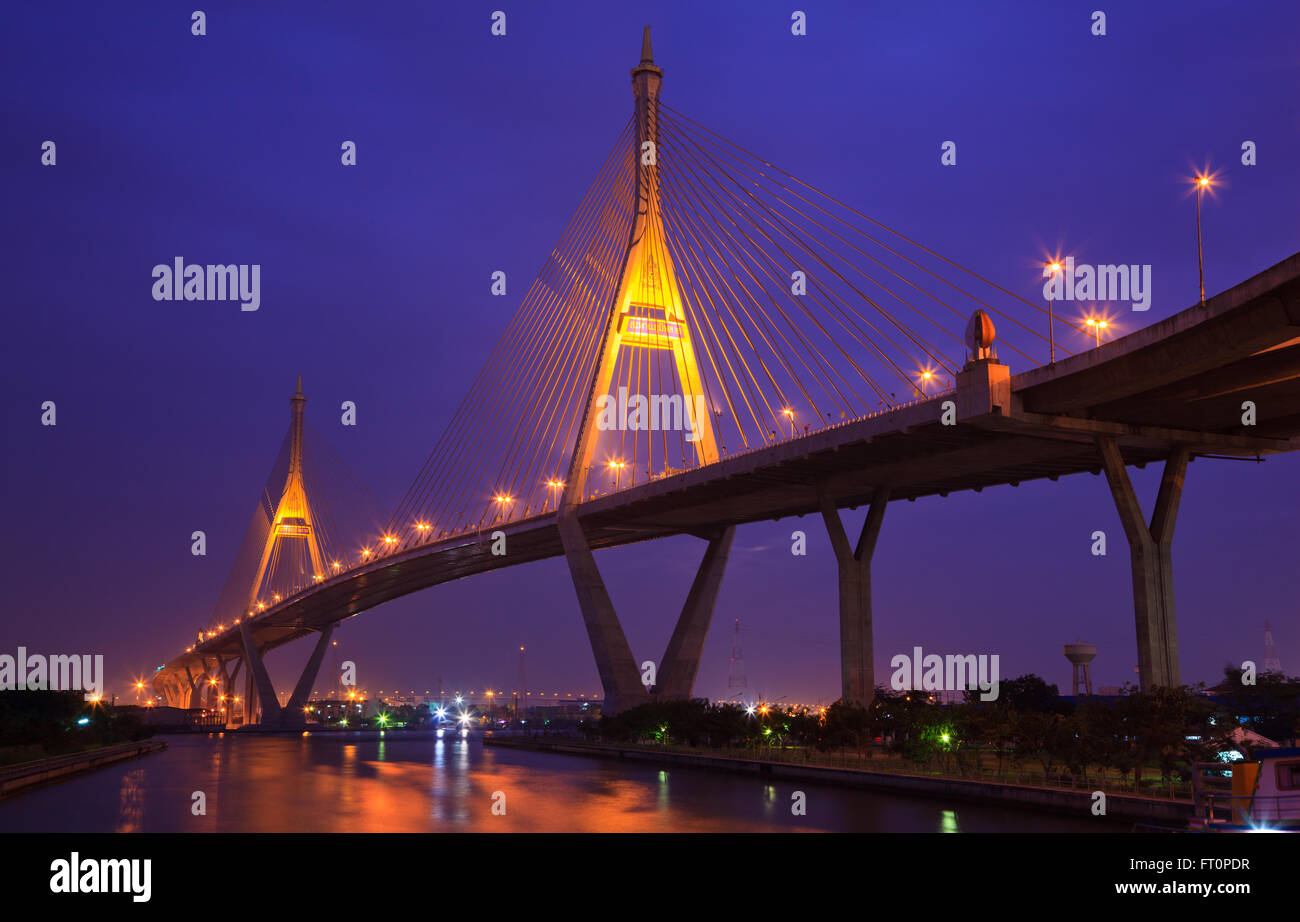Bhumibol Mega Bridge (Industrial Ring Mega Bridge at night, Bangkok ...