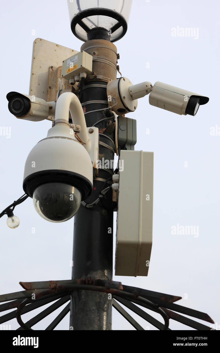 Security cameras hi-res stock photography and images - Alamy