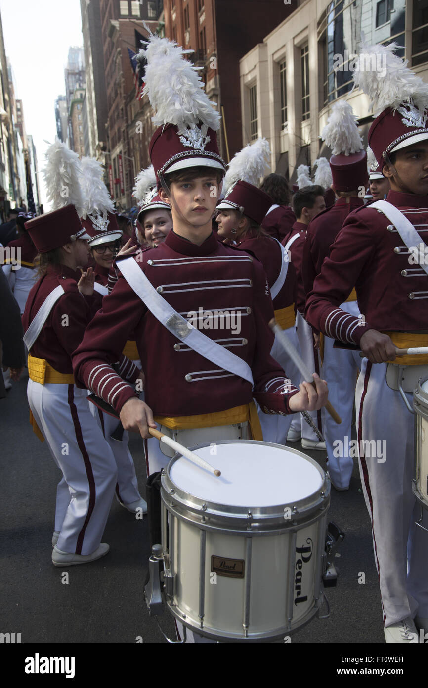 Marching band members hi-res stock photography and images - Alamy