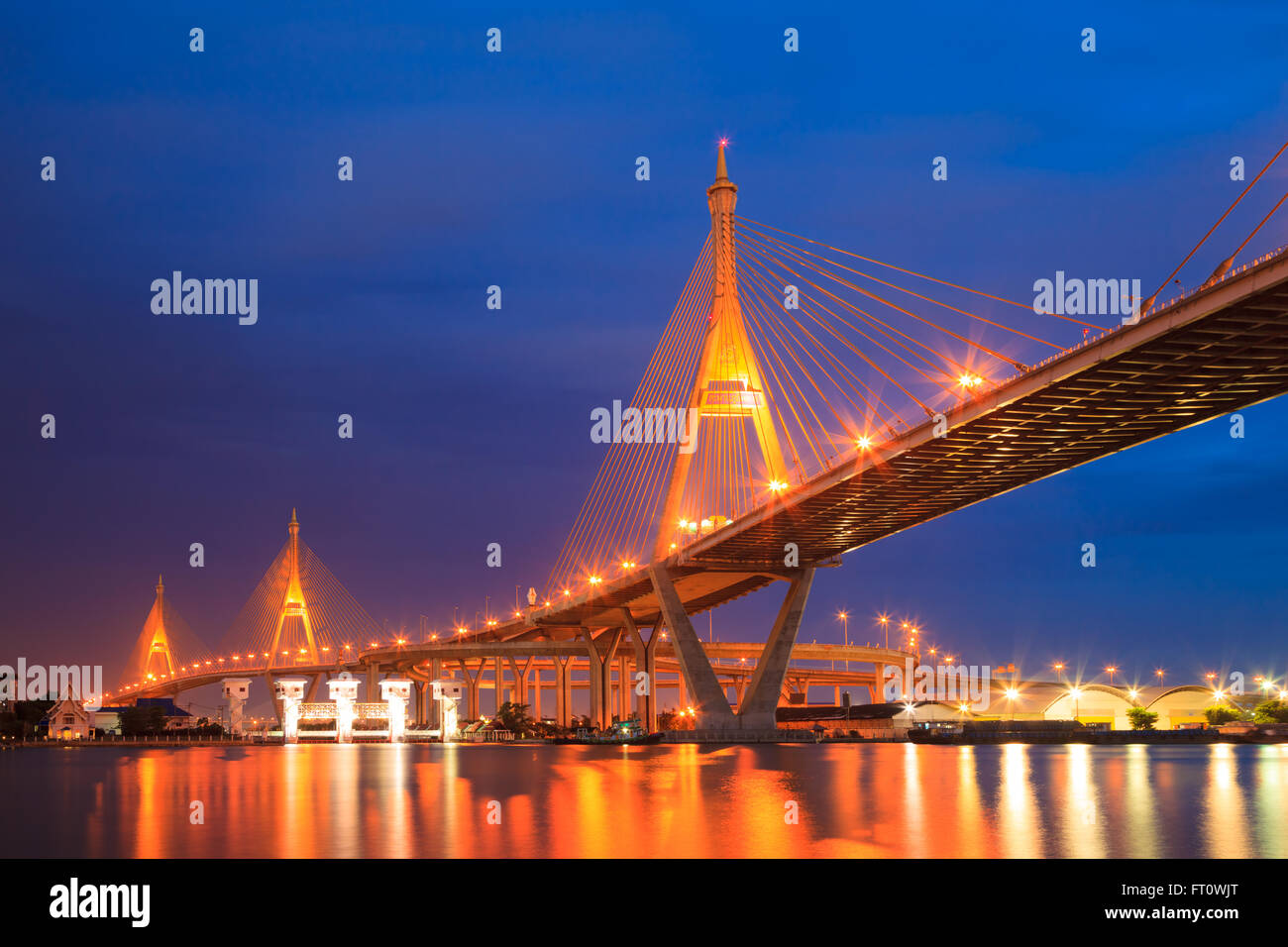 Bhumibol Mega Bridge (Industrial Ring Mega Bridge) at night, Bangkok ...