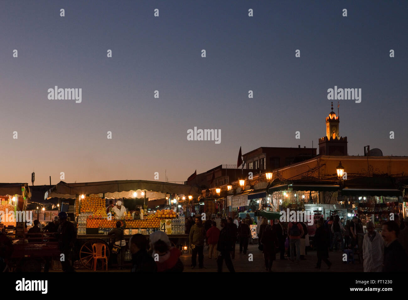 So night marrakech hi-res stock photography and images - Alamy