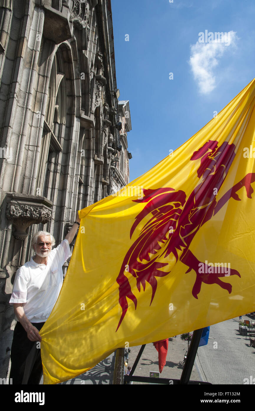 Flag of Hennegau, guild hall, Grand Place, Mons, Hennegau, Wallonie ...