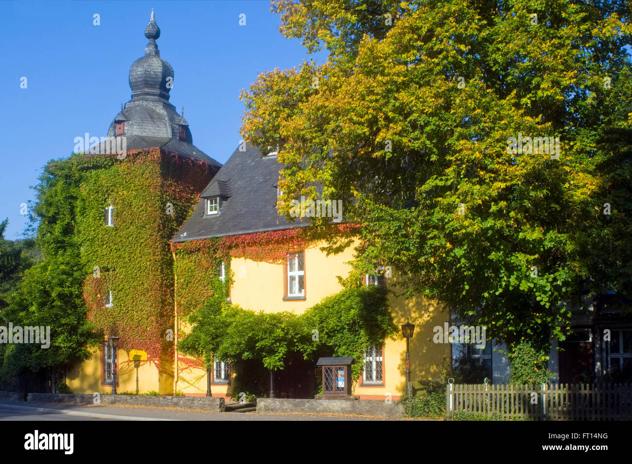 Herrenstrunden hi-res stock photography and images - Alamy