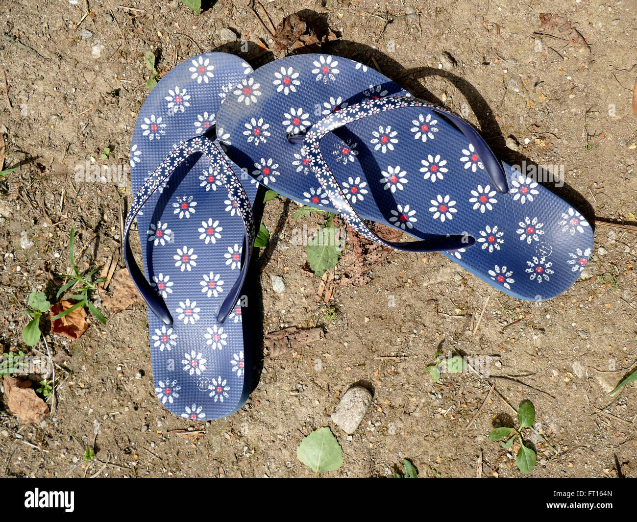 Discarded sandals hi-res stock photography and images - Alamy