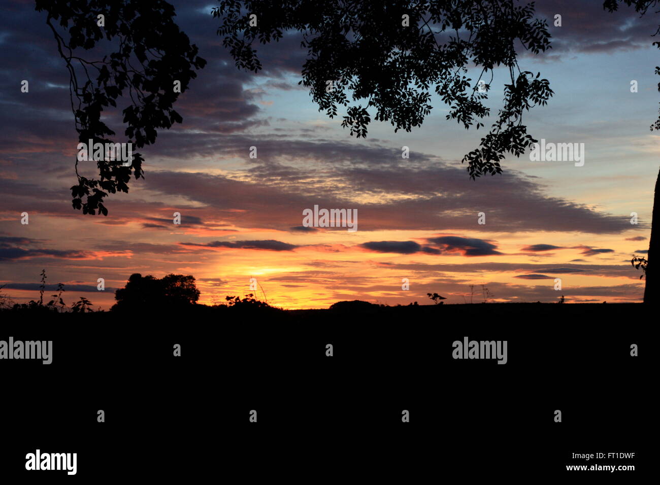 August country sunset hi-res stock photography and images - Alamy