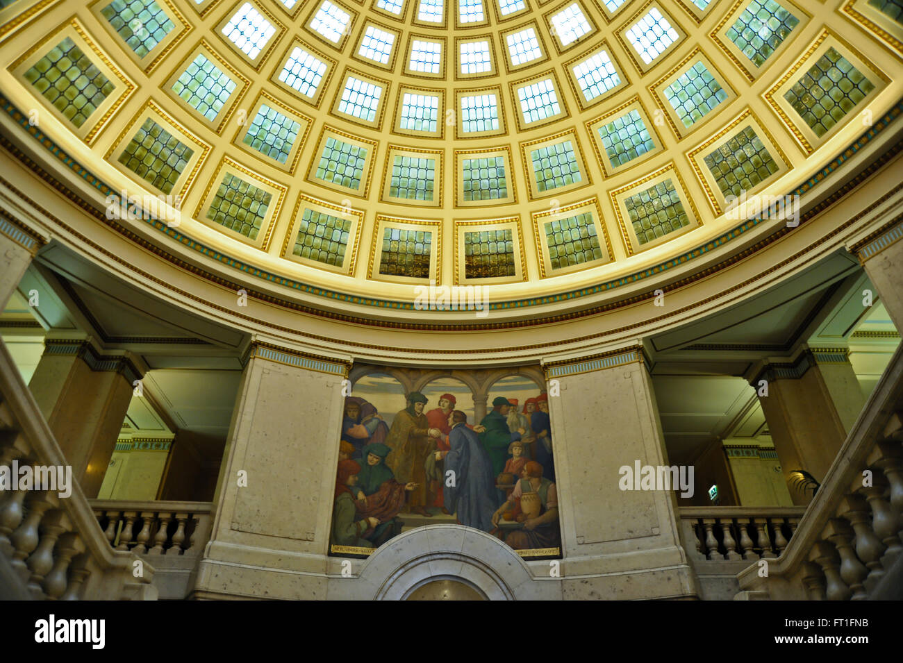 Dome of a Nottingham building Stock Photo - Alamy