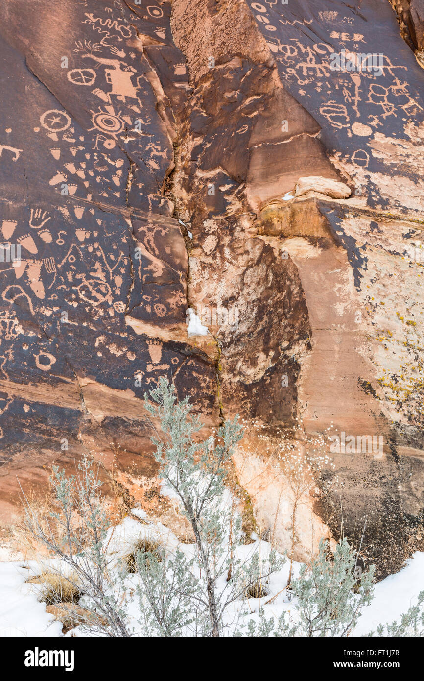 Pueblo rock art hi-res stock photography and images - Alamy