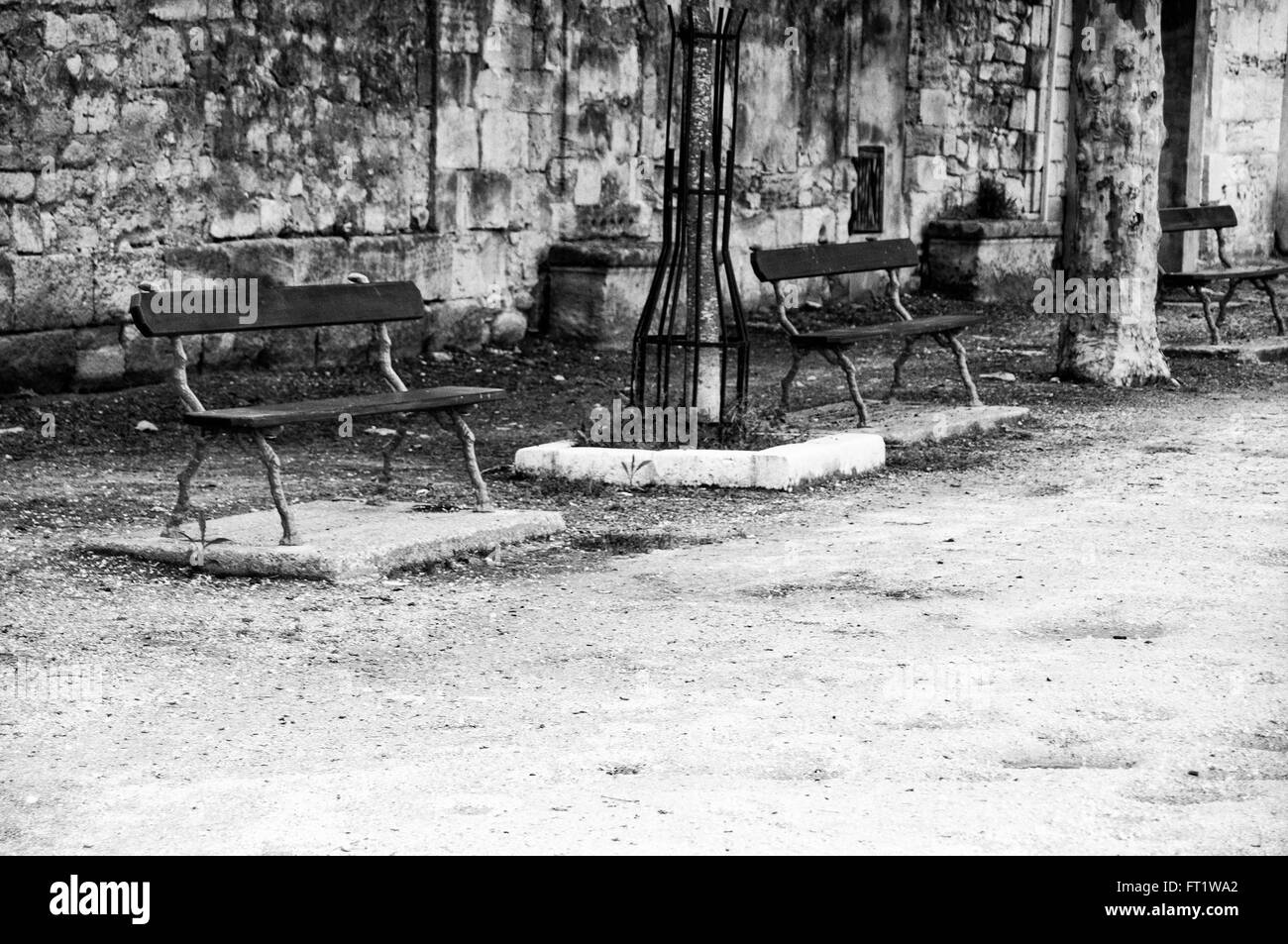 Quiet place public bench Stock Photo - Alamy
