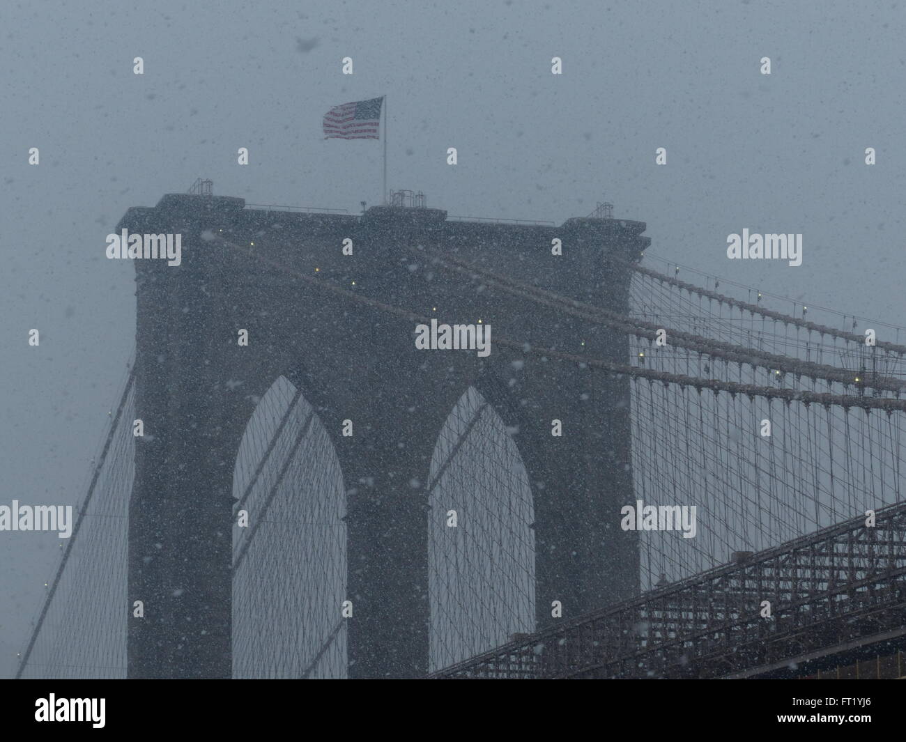 Brooklyn Bridge during snow storm Stock Photo - Alamy
