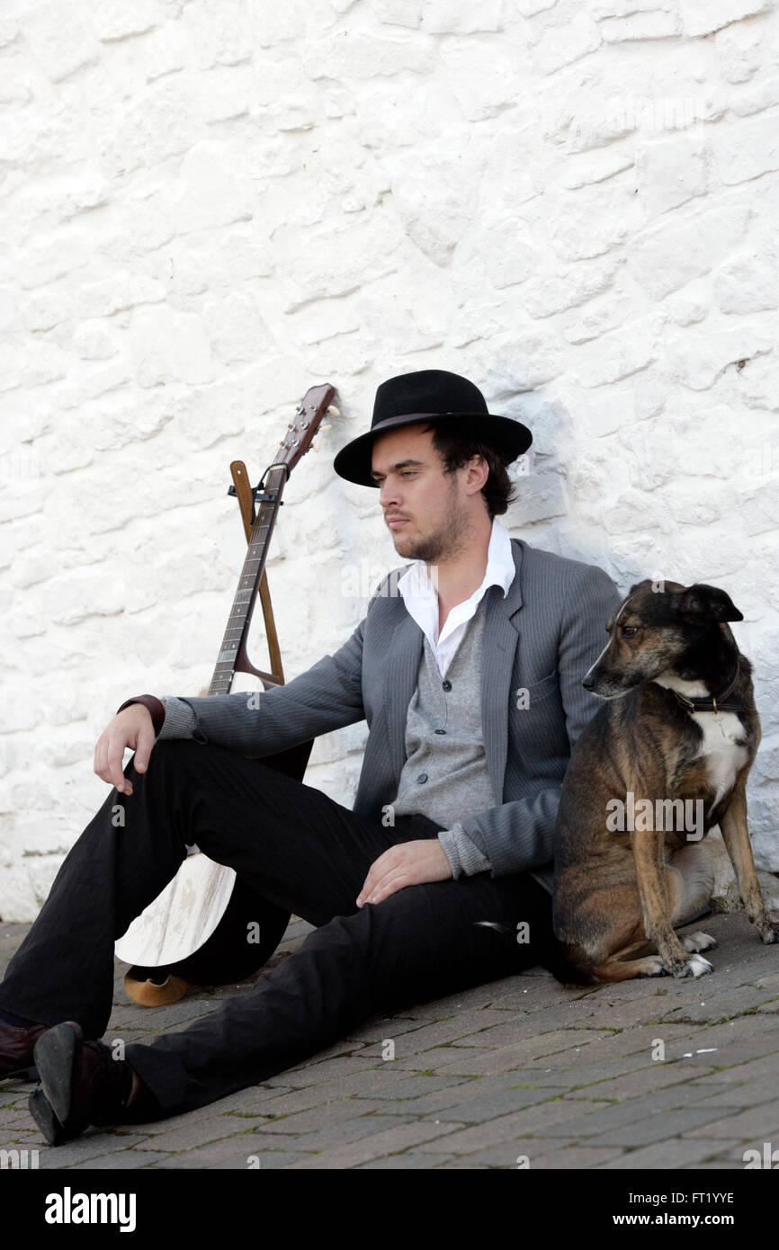 Pete Lawrie, lead singer of Until the Ribbon Breaks UTRB Stock Photo ...