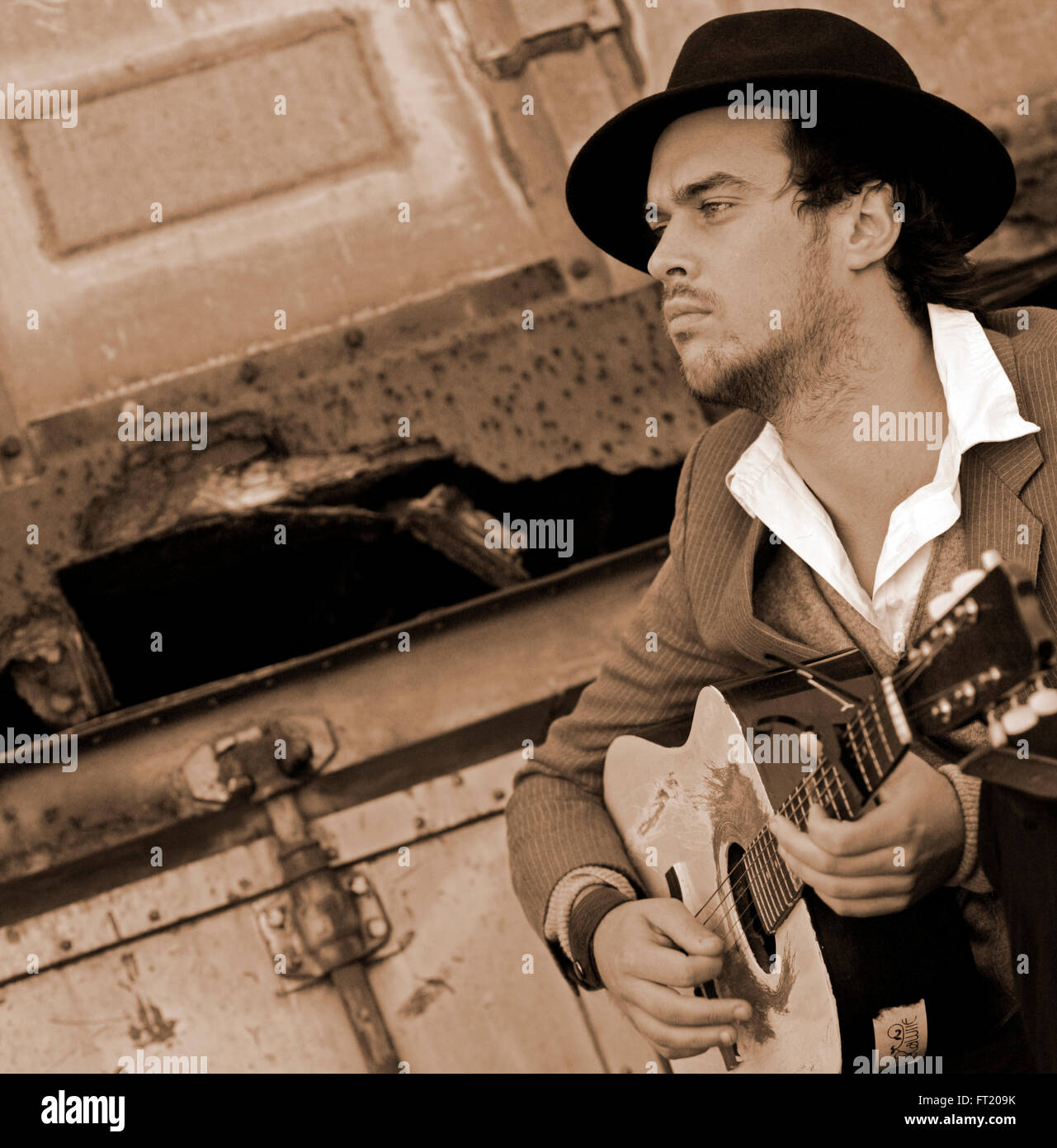 Pete Lawrie, lead singer of Until the Ribbon Breaks UTRB Stock Photo ...