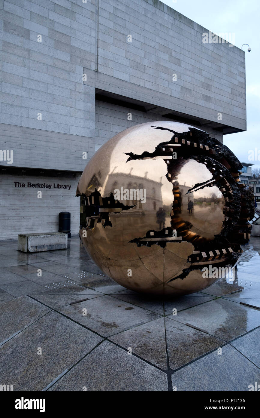 Arnaldo Pomodoro's Sphere Within Sphere sculpture outside the Berkeley ...