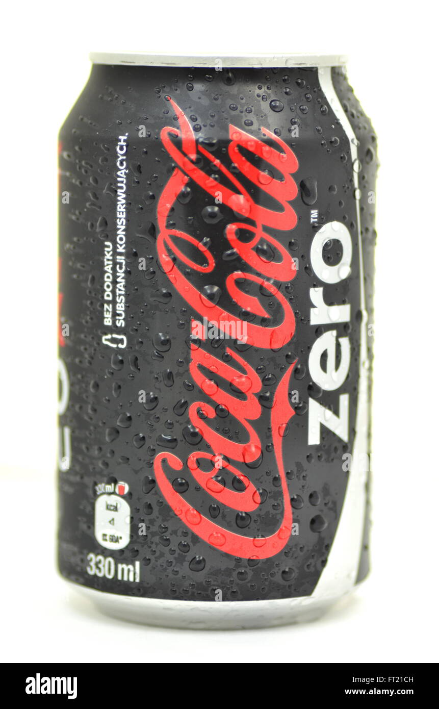Can of Coca-Cola Zero drink on ice Stock Photo - Alamy
