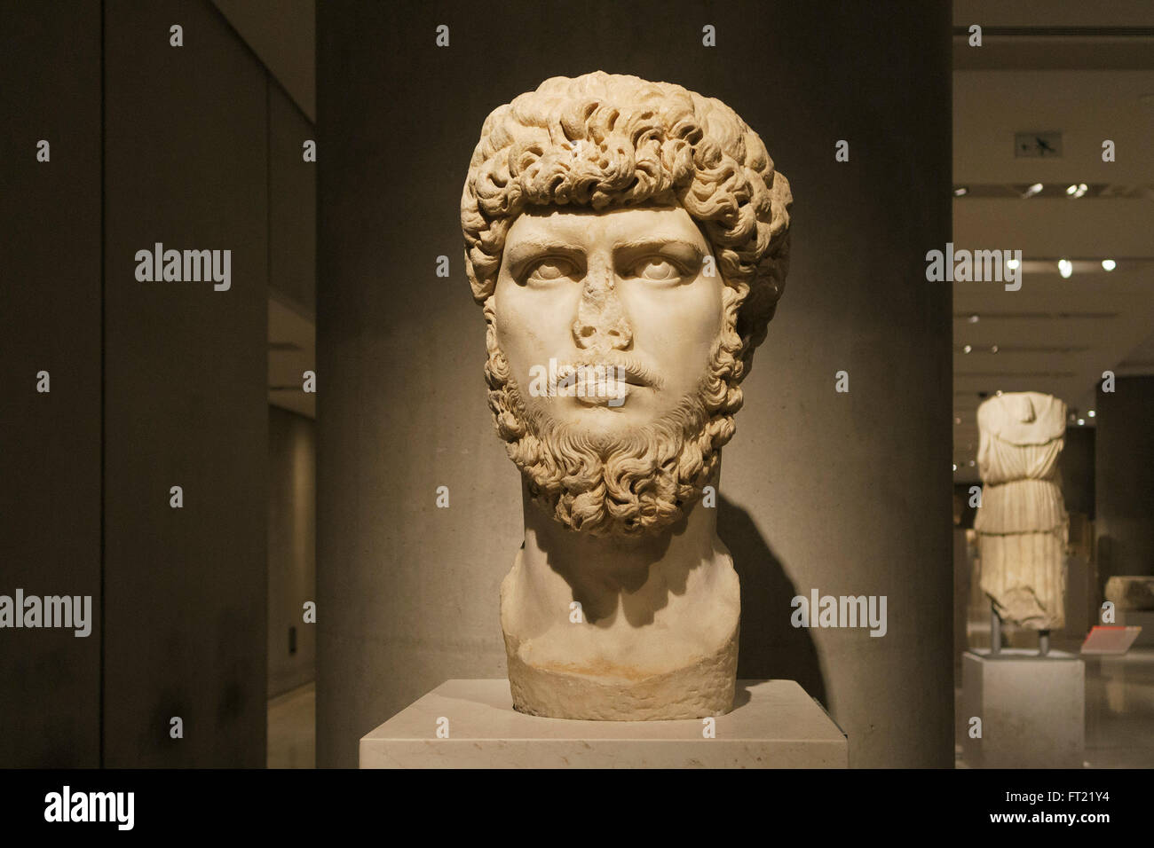 Acropolis statue hi-res stock photography and images - Alamy