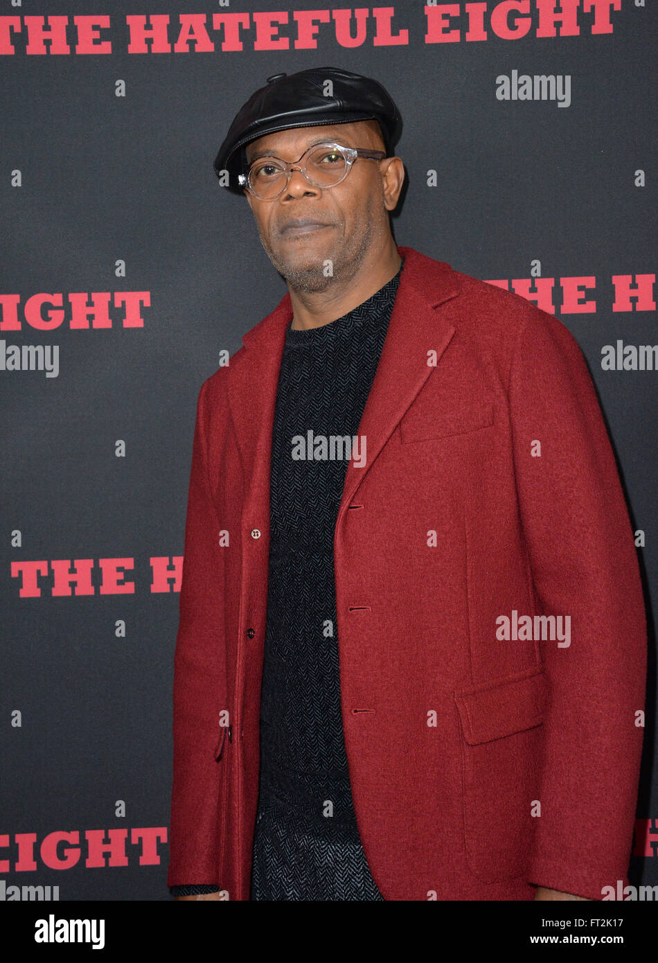 Samuel jackson hateful eight hi-res stock photography and images - Alamy