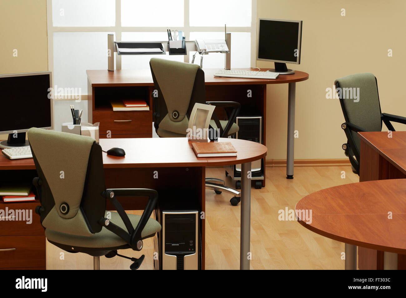 Beautiful conditions light office hi-res stock photography and images ...