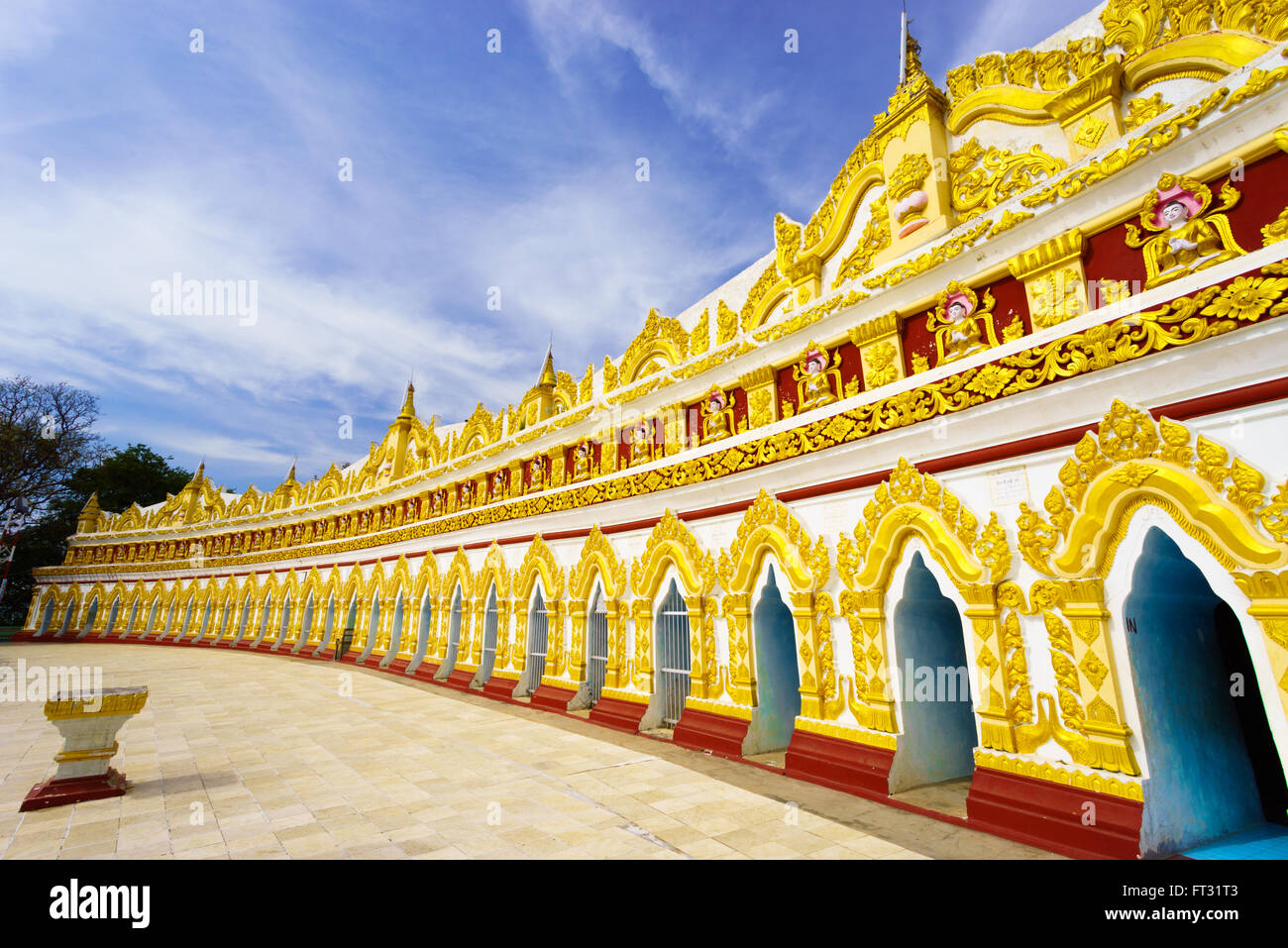 U min thonze pagoda hi-res stock photography and images - Alamy