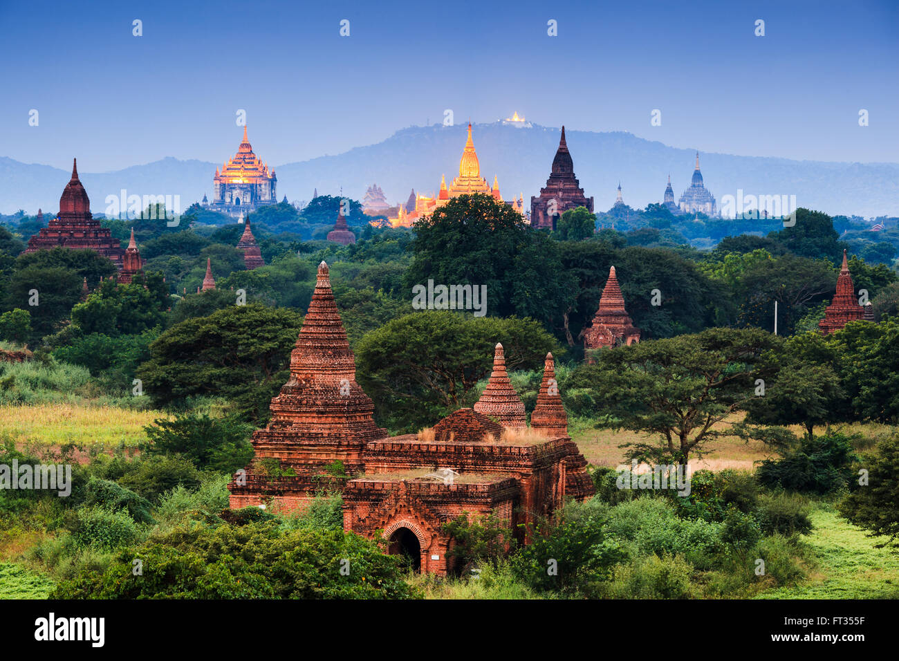 The Temples of , Bagan at night, Mandalay, Myanmar Stock Photo - Alamy