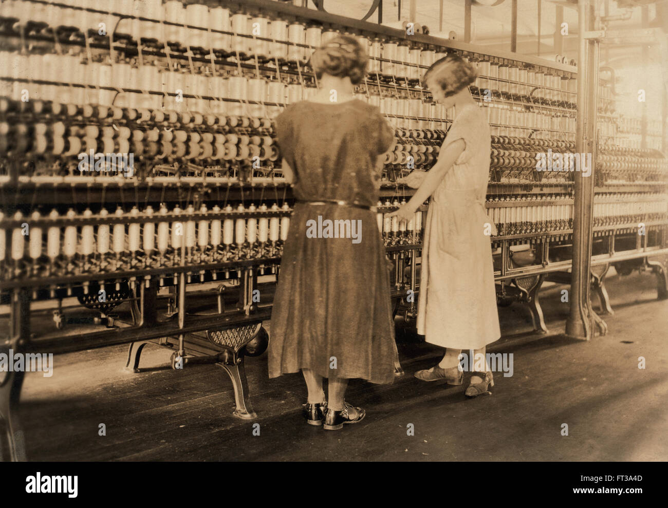 Two Teen Girls Working in Silk Mill, South Manchester, Connecticut, USA ...