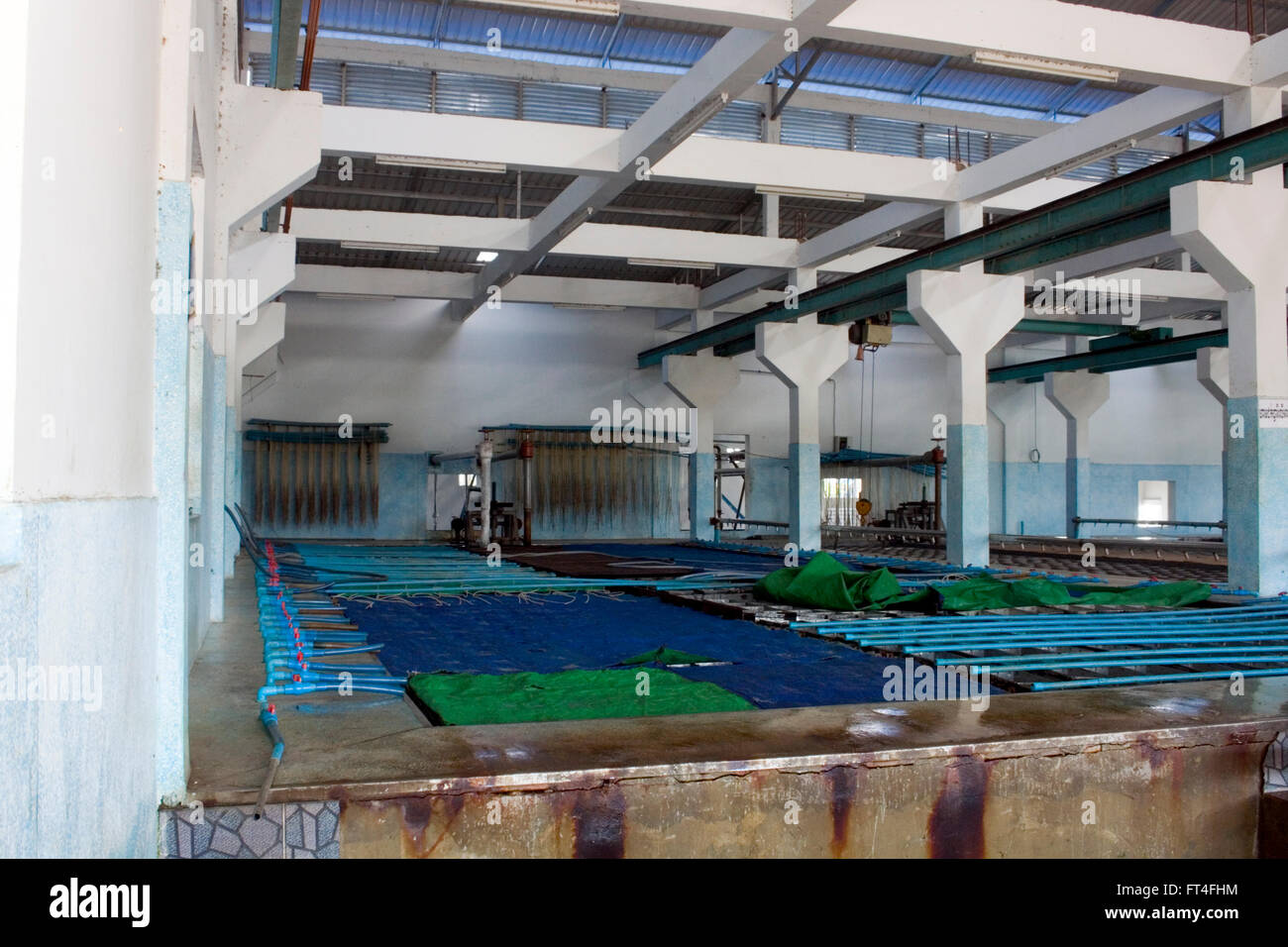 Third world manufacturing hi-res stock photography and images - Alamy