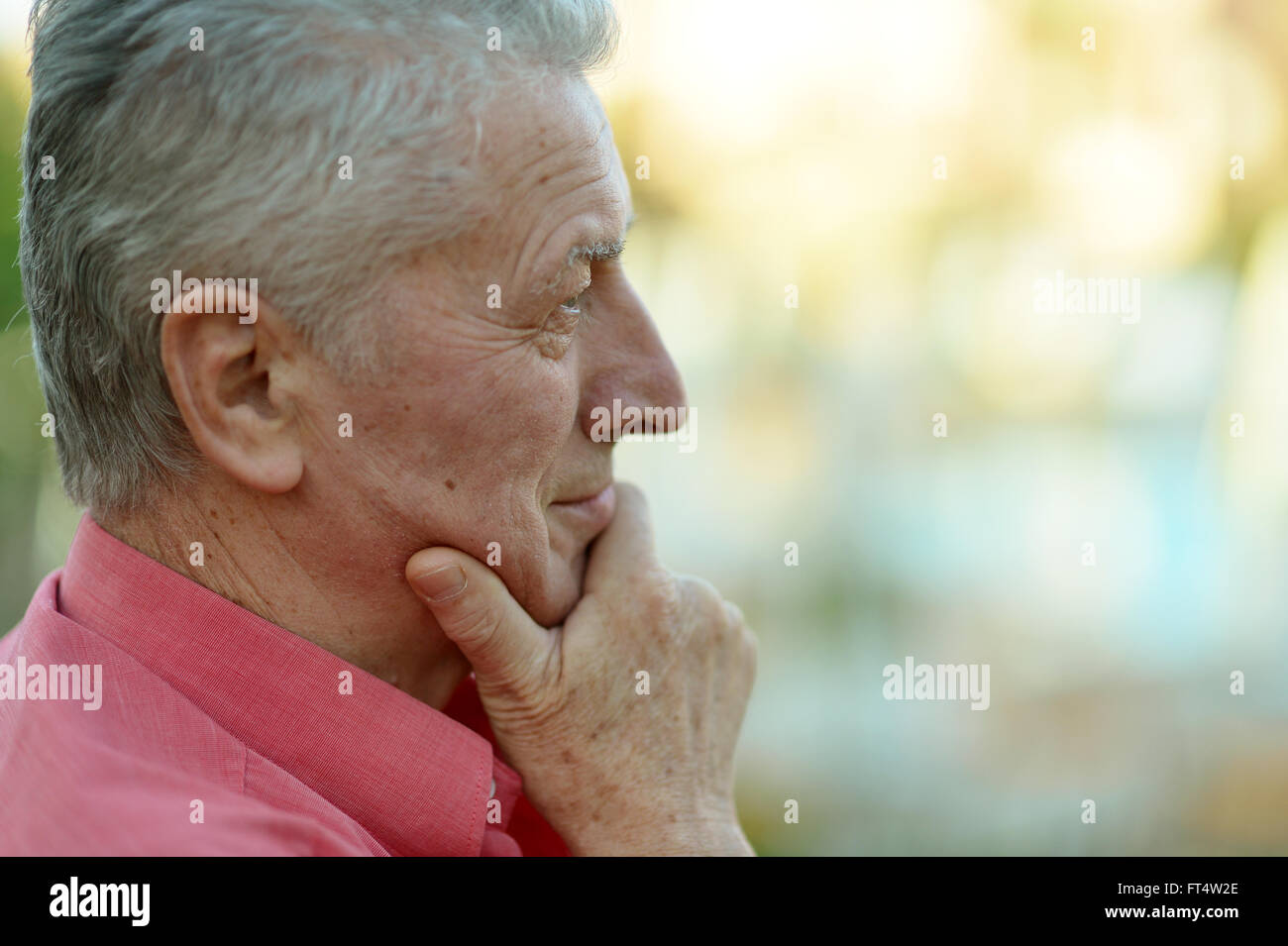 Portrait of senior man Stock Photo - Alamy