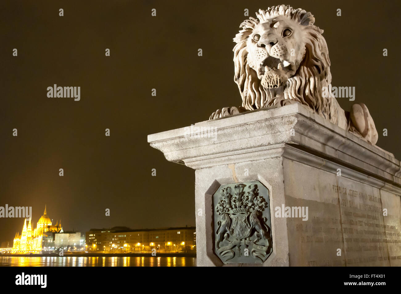 Budapest chain bridge lion hi-res stock photography and images - Alamy