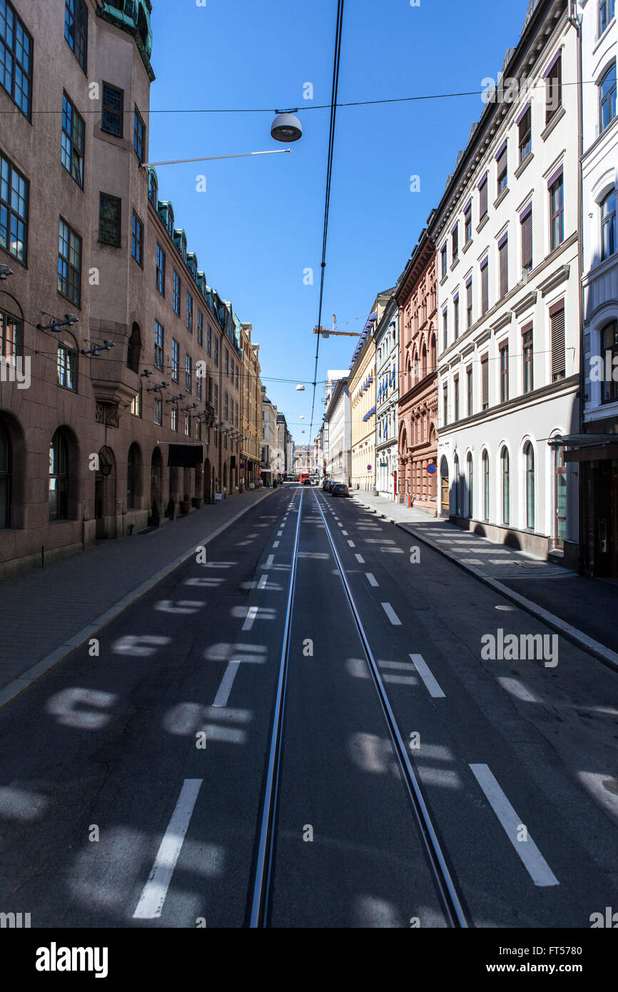 Straight road perspective street hi-res stock photography and images ...