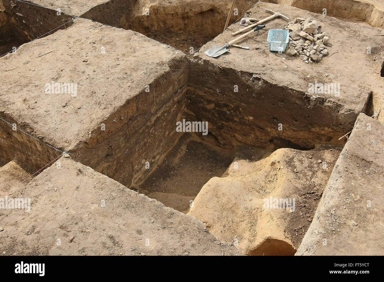 Archeological finding hi-res stock photography and images - Alamy