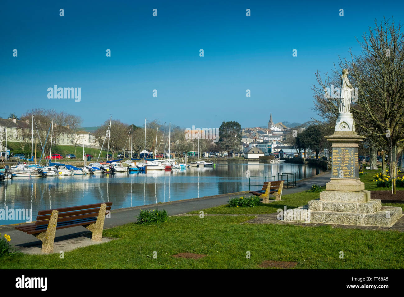 Early spring Sunday morning on the embankment at Kingsbridge, Devon. UK ...