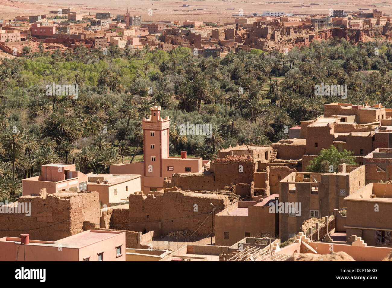 Moroccan village hi-res stock photography and images - Alamy