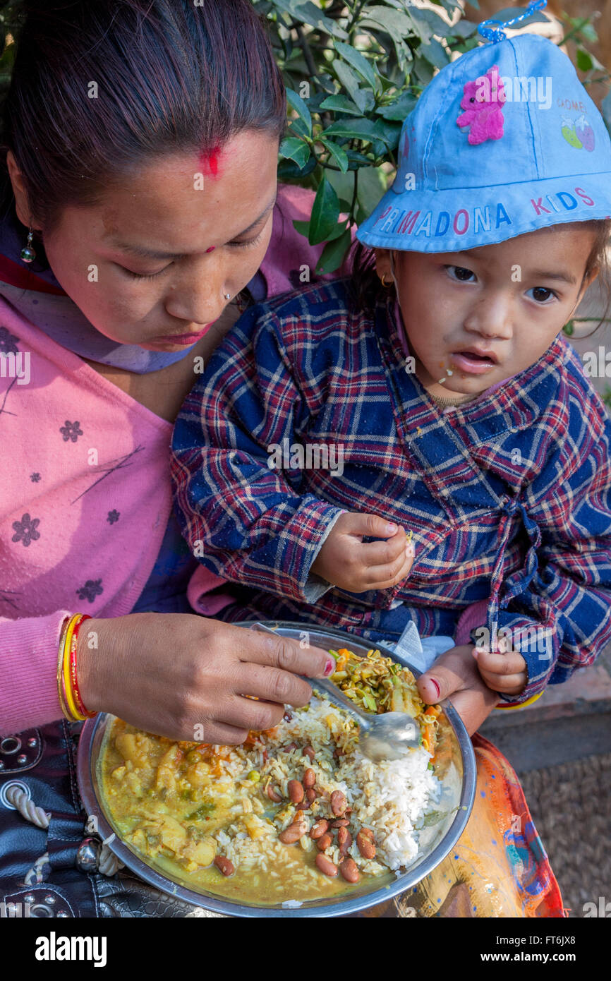 Nepali mother and child hi-res stock photography and images - Alamy