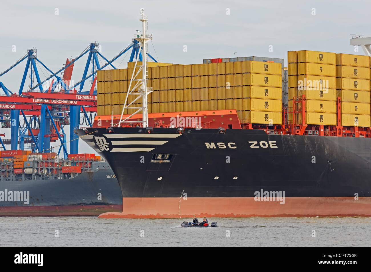 German tugboat hi-res stock photography and images - Alamy