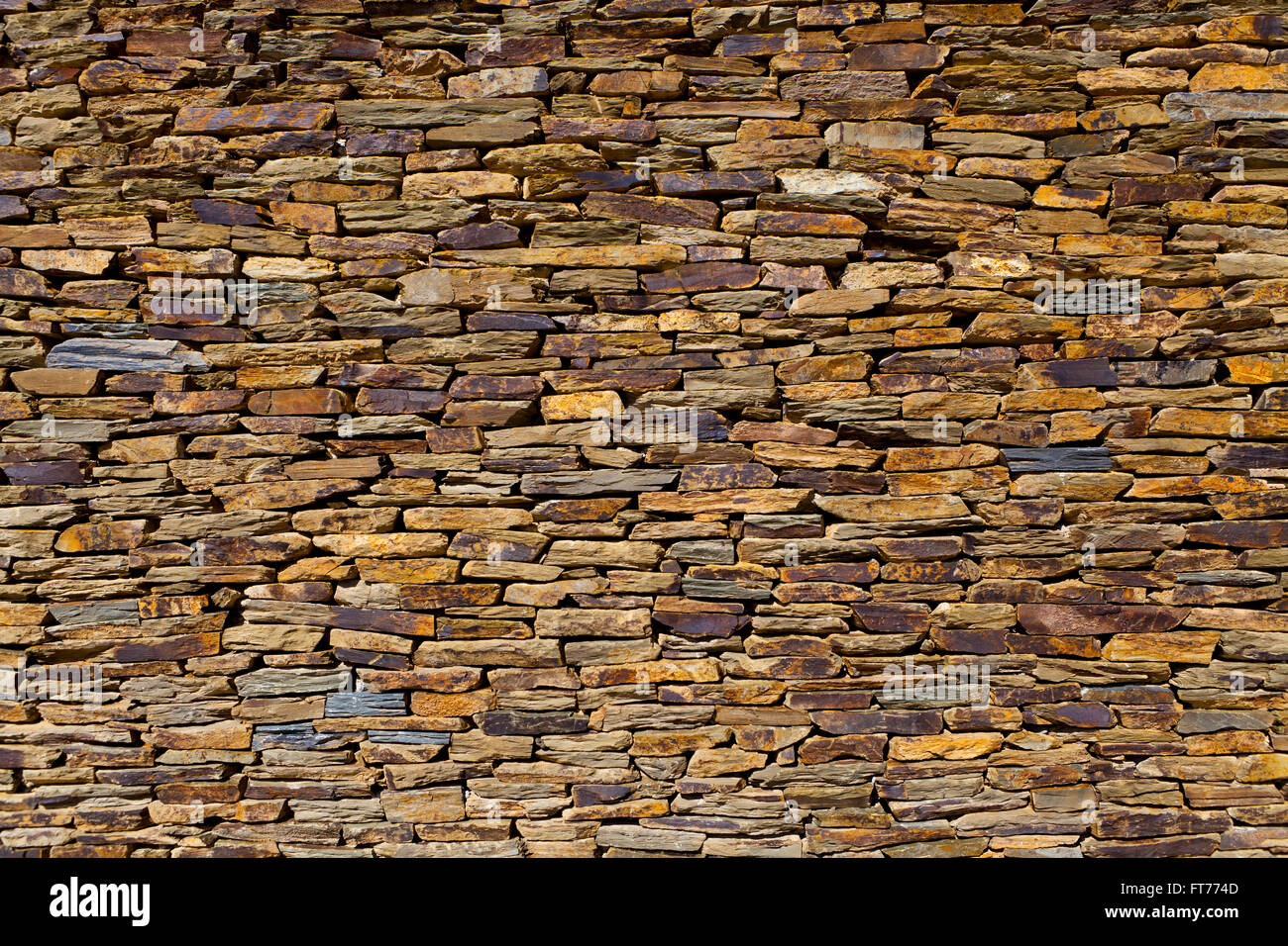 Rustic wall hi-res stock photography and images - Alamy
