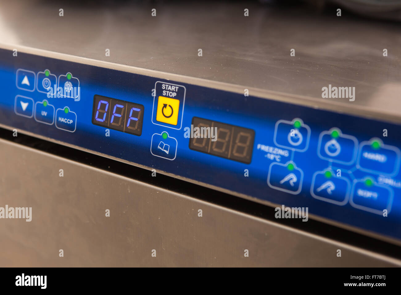 Cheesecake display hi-res stock photography and images - Alamy