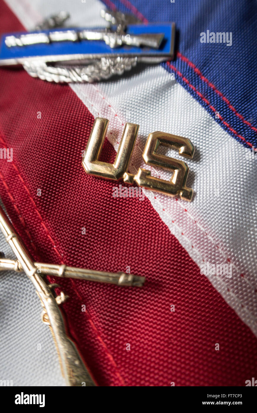 Gold embroidered insignia hi-res stock photography and images - Alamy