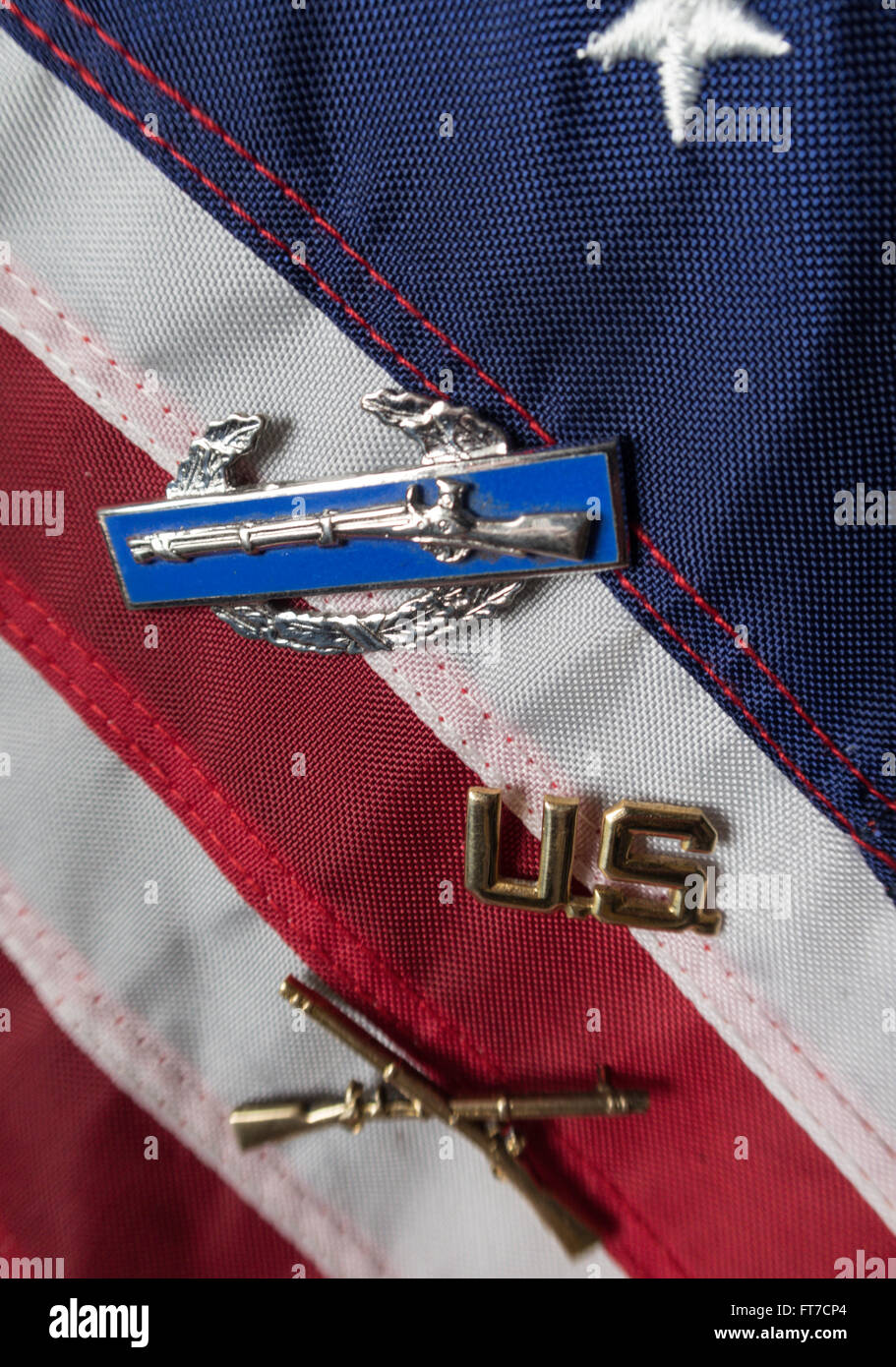 Gold embroidered insignia hi-res stock photography and images - Alamy